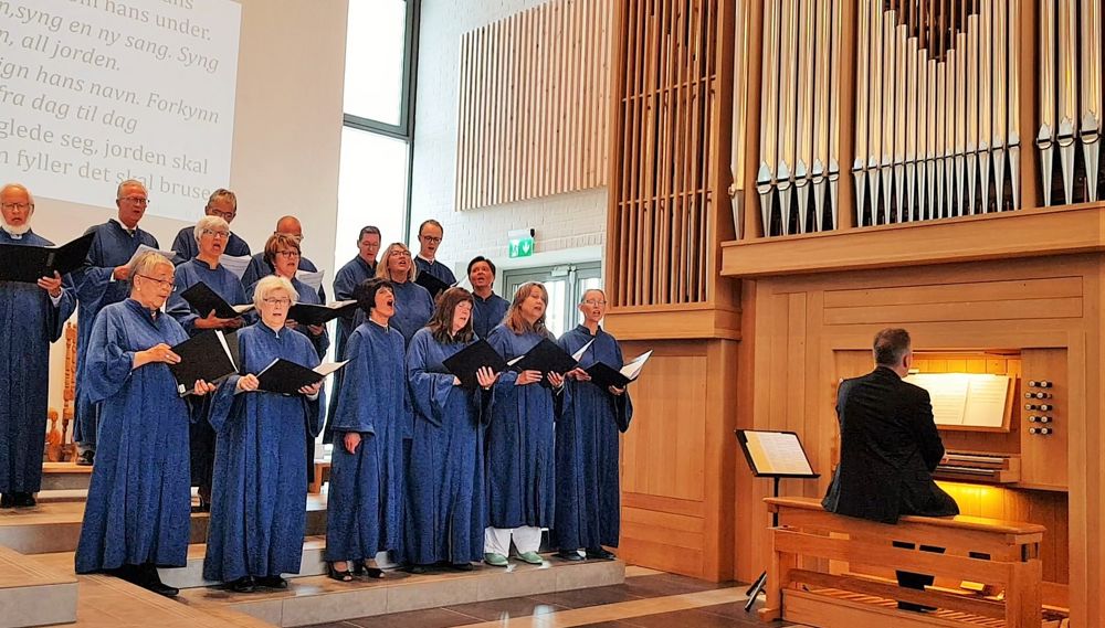 Orgelet på plass i Kopervik kirke - Stavanger bispedømme